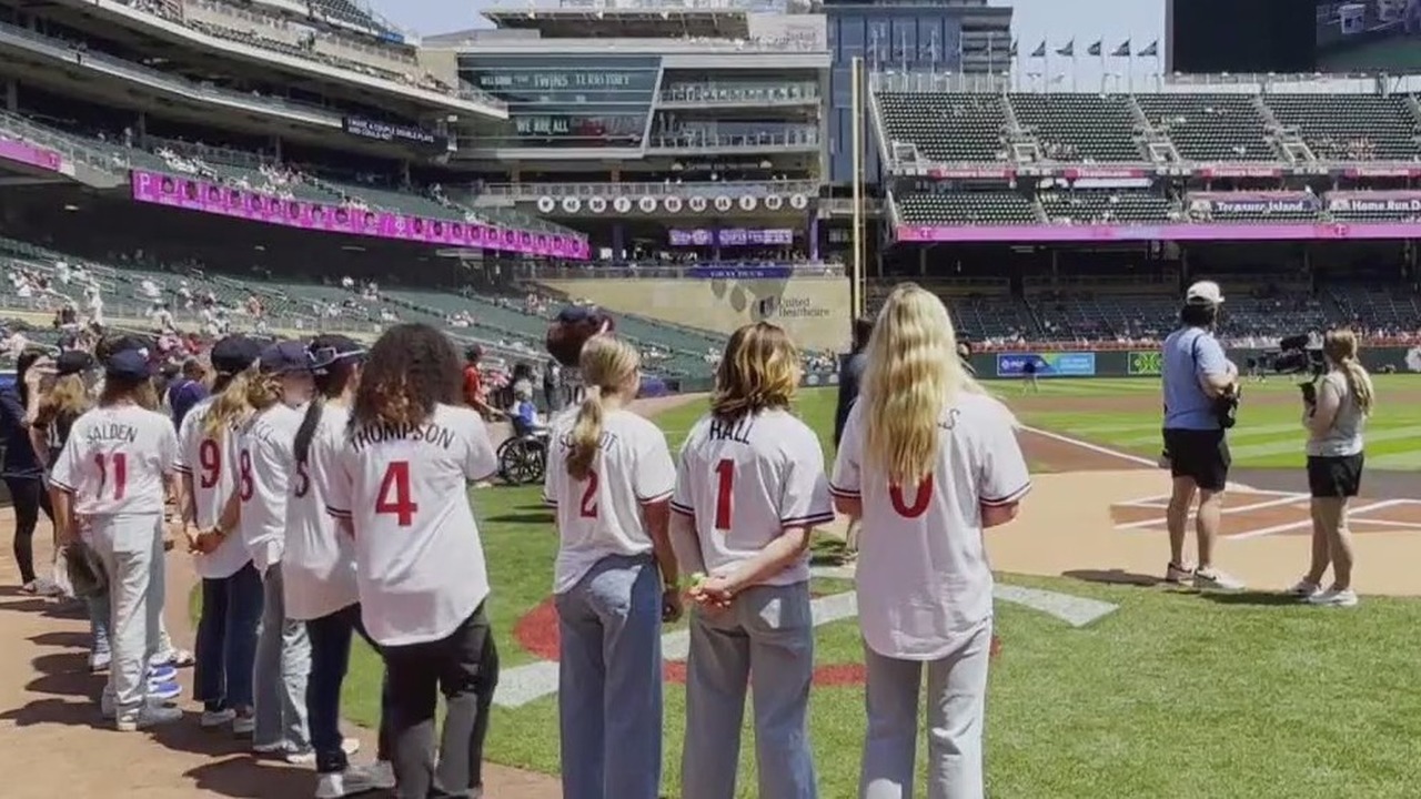 Girls baseball team gets send off from Twins