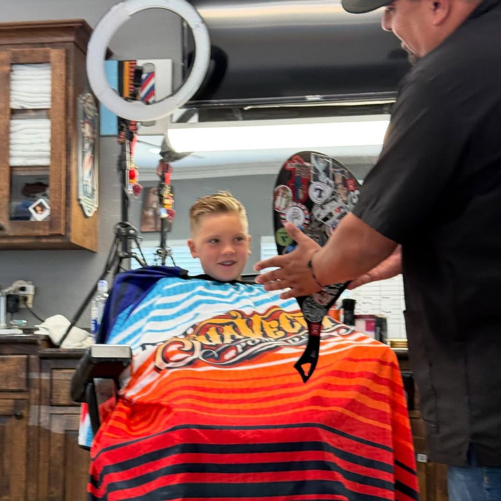 Pink's son, 8, becomes her twin after new makeover with dad Carey Hart ...