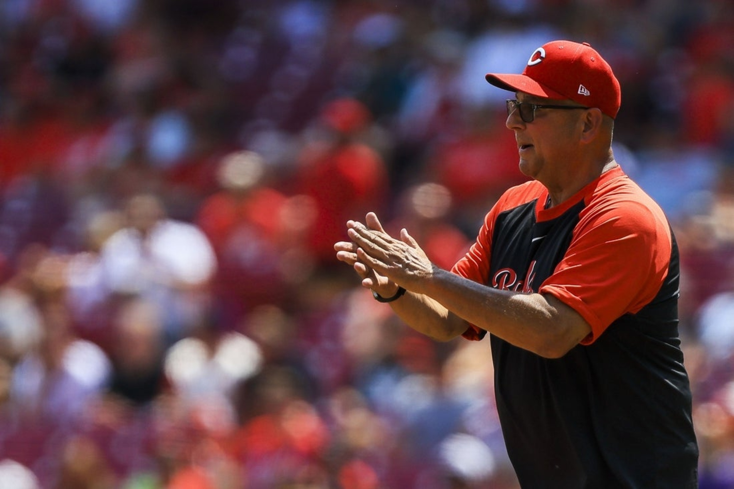 Reds' Terry Francona becomes 13th manager to win 2,000 games
