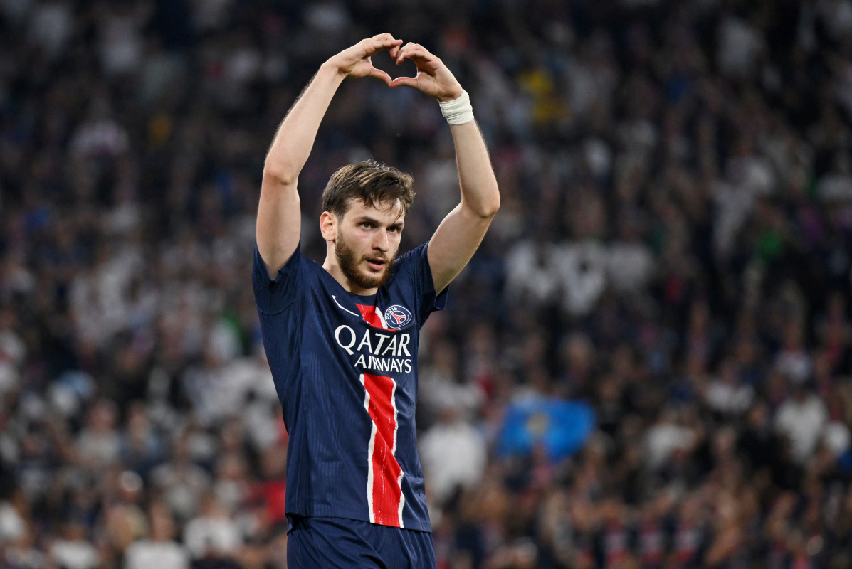 Behind the Scenes With Khvicha Kvaratskhelia- Parents, Girlfriend ...