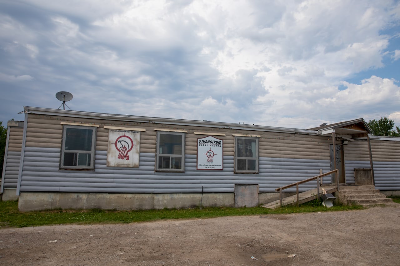 Pikangikum First Nation faces power outage amid evacuation prompted by ...