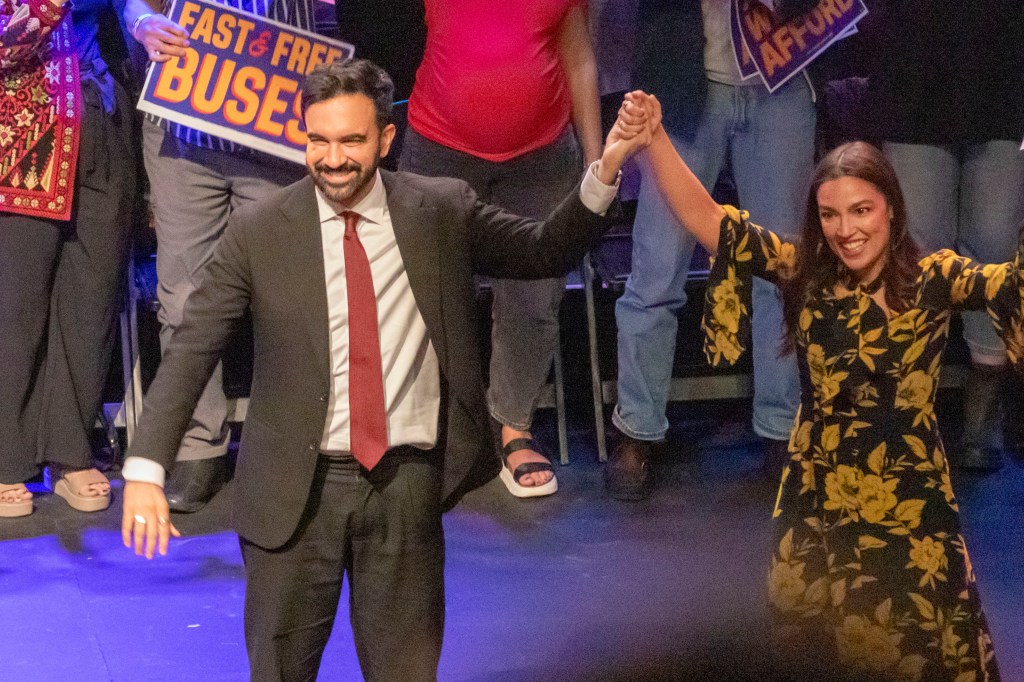 Ex-AOC top aide urges Mamdani to run primaries against Dems resisting ...