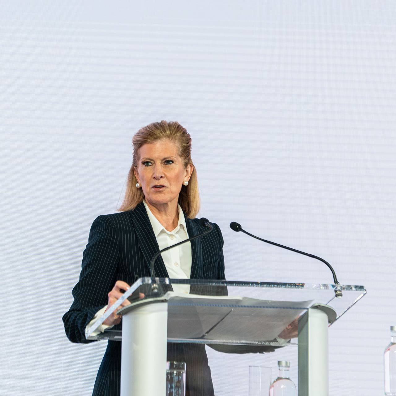 Jamie Dimon Says Private Credit Is Dangerous—and He Wants JPMorgan to ...