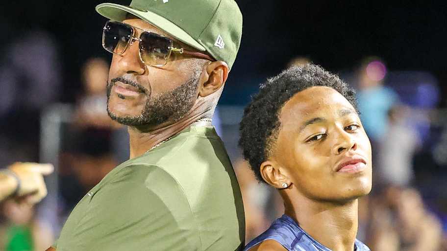 Quincy Wilson Shatters U18 World Record With 44.10 400M at Ed Murphey ...