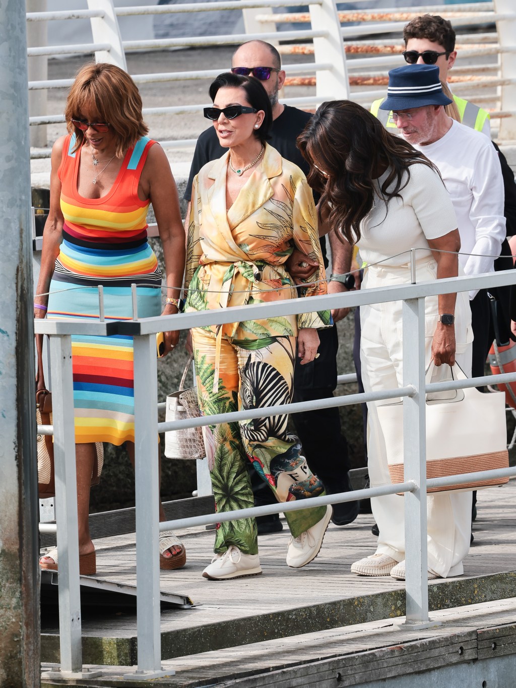 Oprah Winfrey, Gayle King and Kris Jenner take luxurious vacation to ...