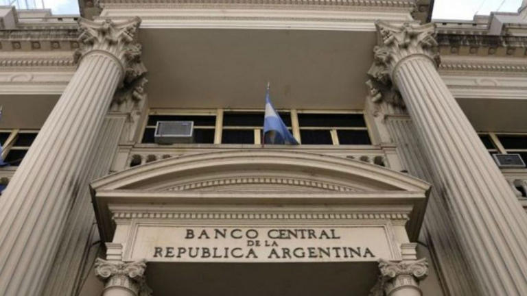 El dólar tocó máximos de cinco meses: a cuánto cerró tras otra jornada ...