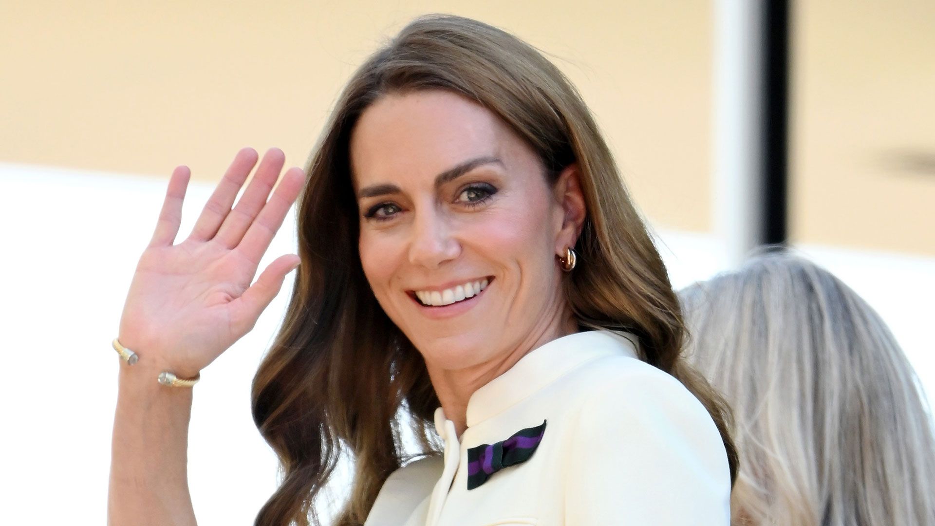 I've always avoided pleated skirts, but Kate Middleton's exquisite ...