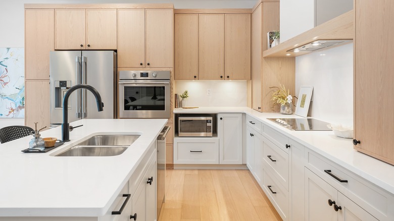 Here's Why Pencil Edges Are Ideal For Your Kitchen Countertops