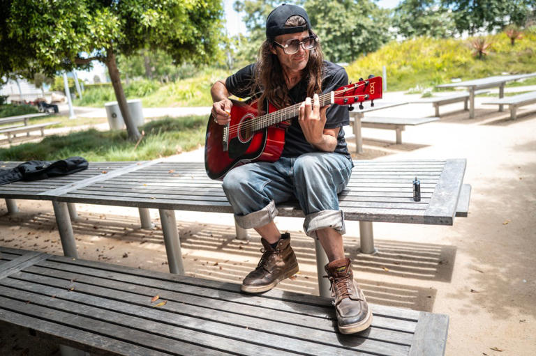 ‘Chic’ California enclave sends homeless packing with free bus, plane ...