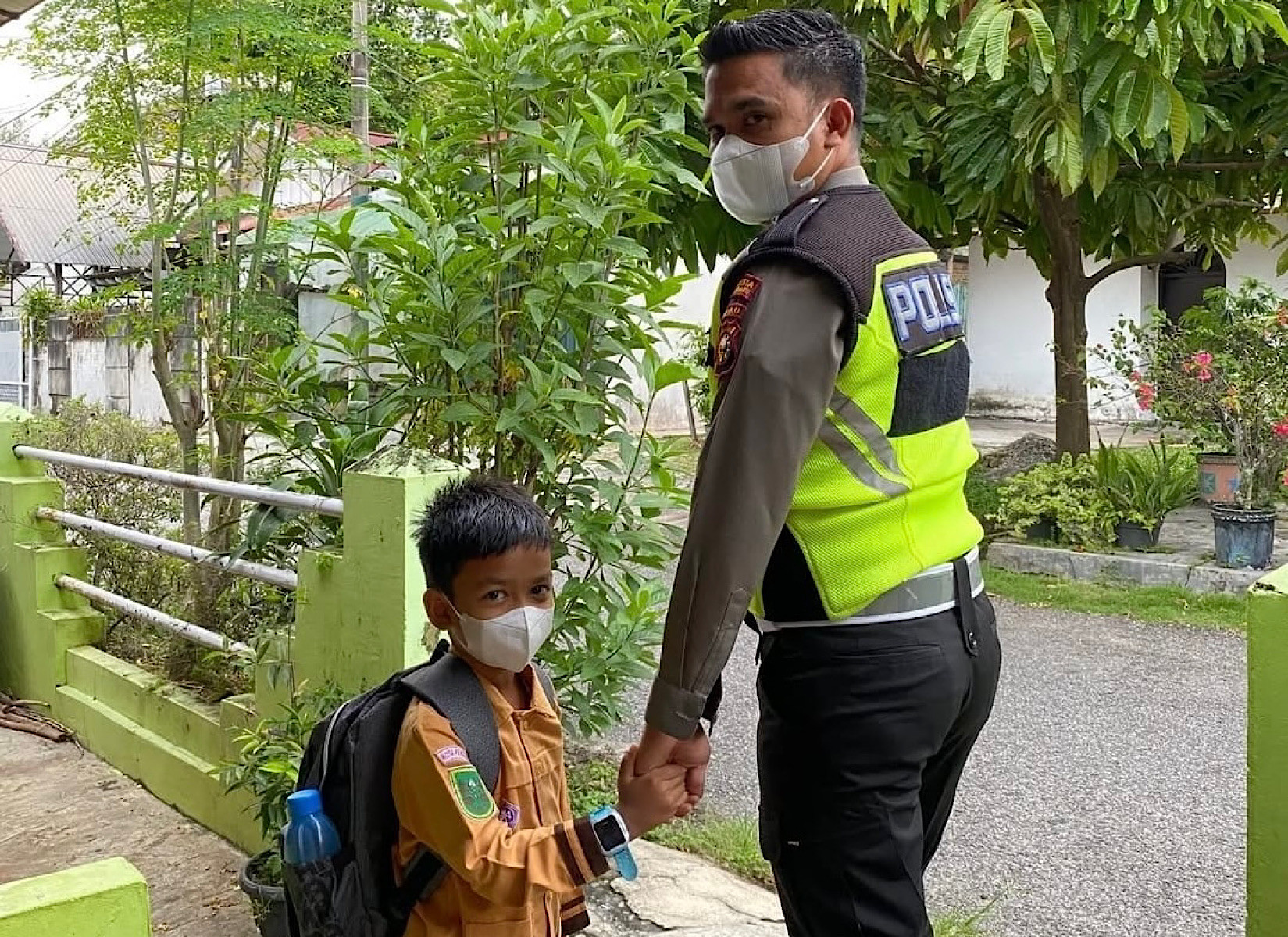 Hari Ini Bripka Yacub Berbahagia Setelah 4 Tahun Tak Antar Anak ke Sekolah