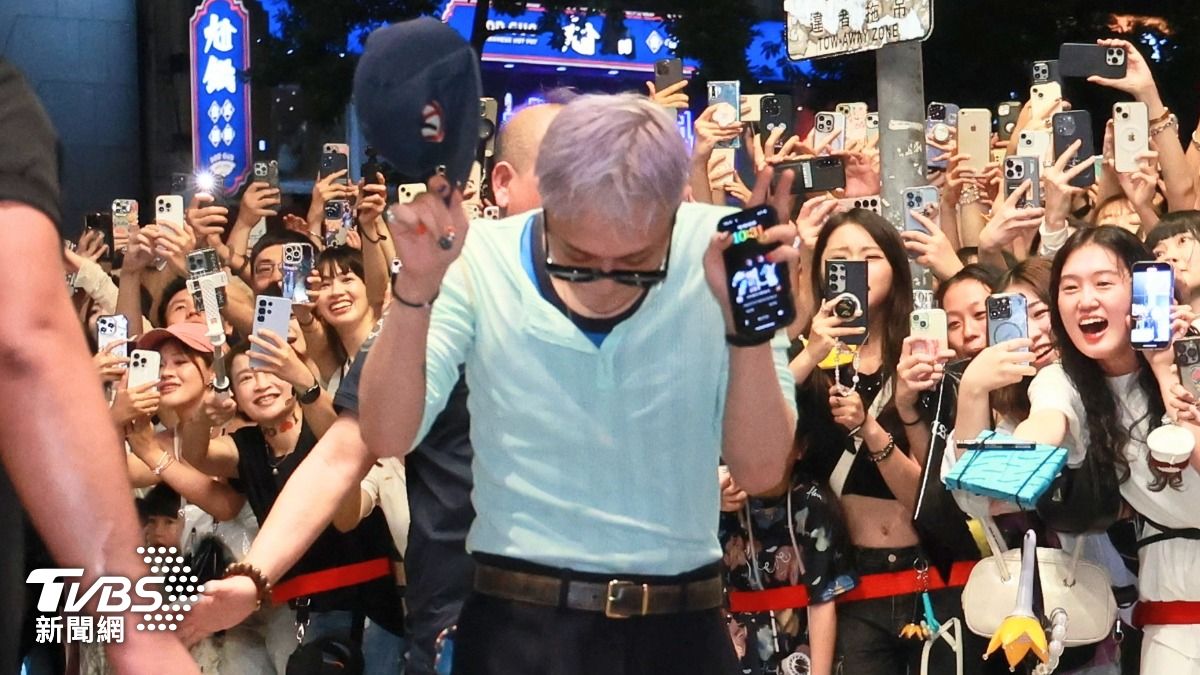 GD小巨蛋Day3！應援失敗突用中文喊「沒關係」再現身慶功宴寵粉