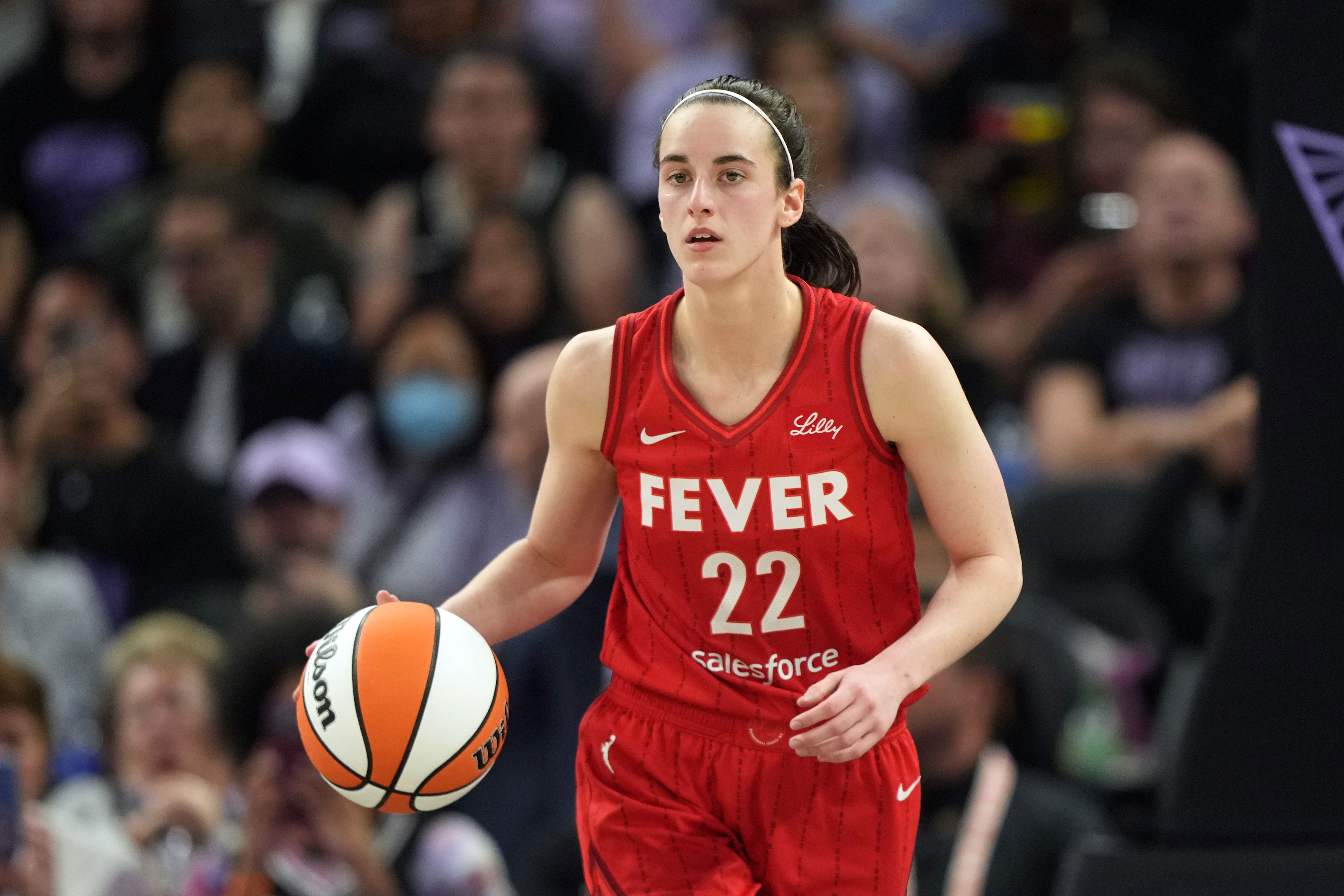 Fever’s Caitlin Clark hilariously reacts to viral picture