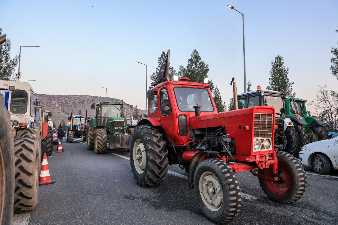 Λάρισα: Στους δρόμους οι αγρότες για το σκάνδαλο του ΟΠΕΚΕΠΕ και τα ...