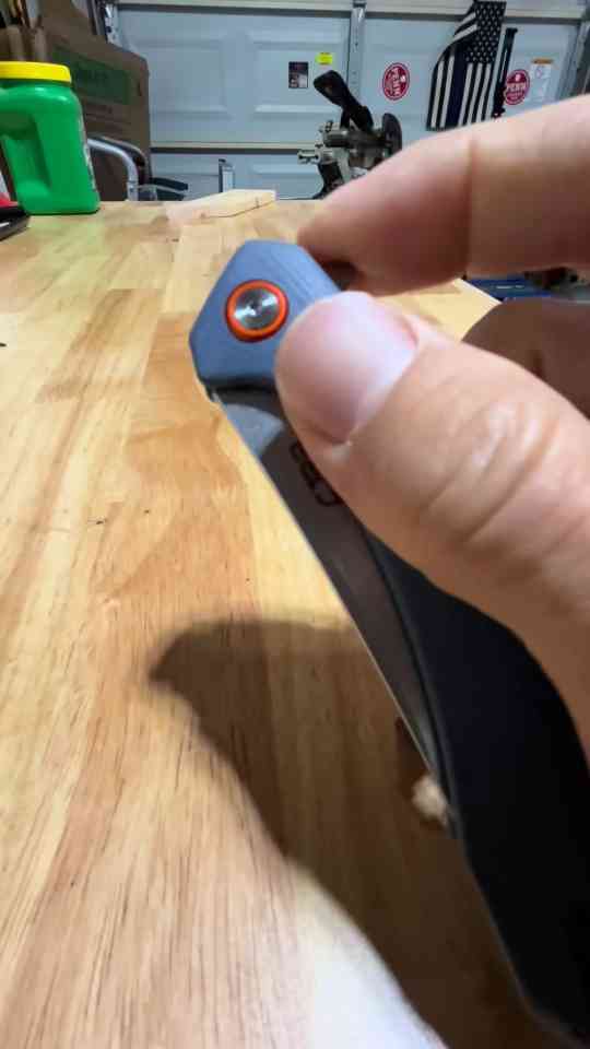 Why I Love the CJRB Knife’s Feel and Design