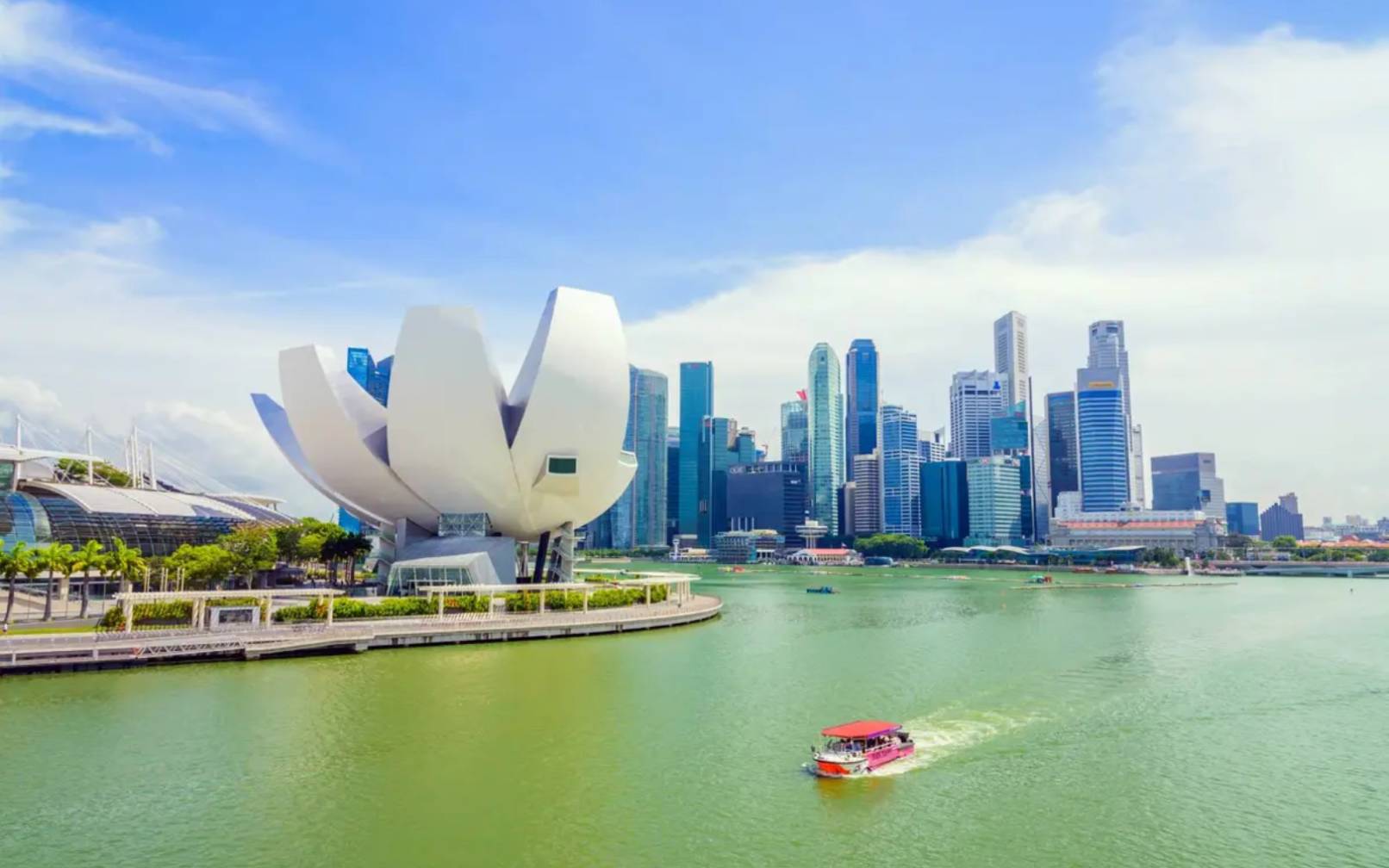 Singapore sees slower 2026 after robust year against tariffs