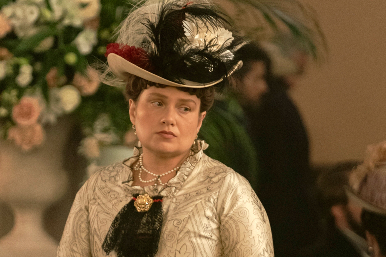 ‘The Gilded Age’ Stars Carrie Coon and Morgan Spector “Loved” Welcoming ...