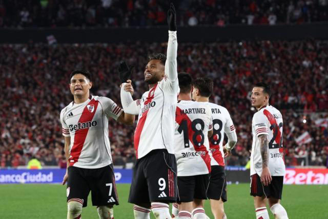 Miguel Borja habría decidido no jugar en Cruz Azul y buscaría opciones