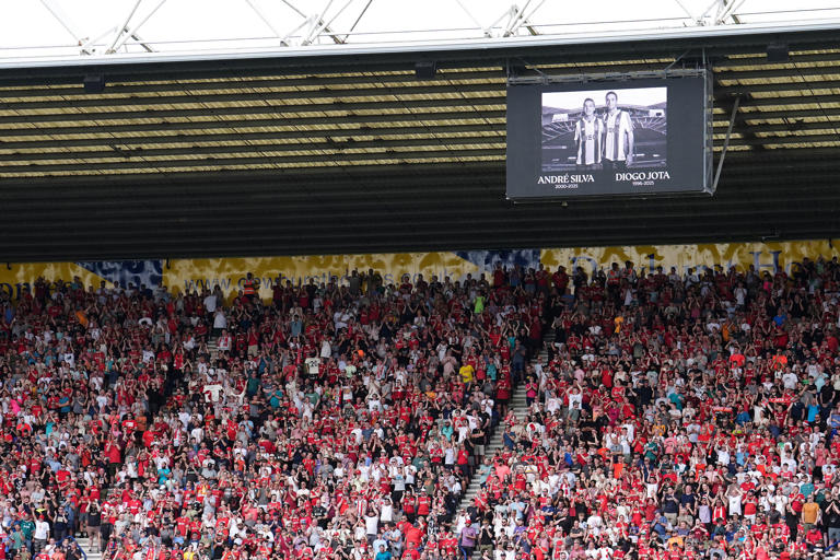 Monday’s briefing: Chelsea surprise Paris St Germain as Lionesses move ...