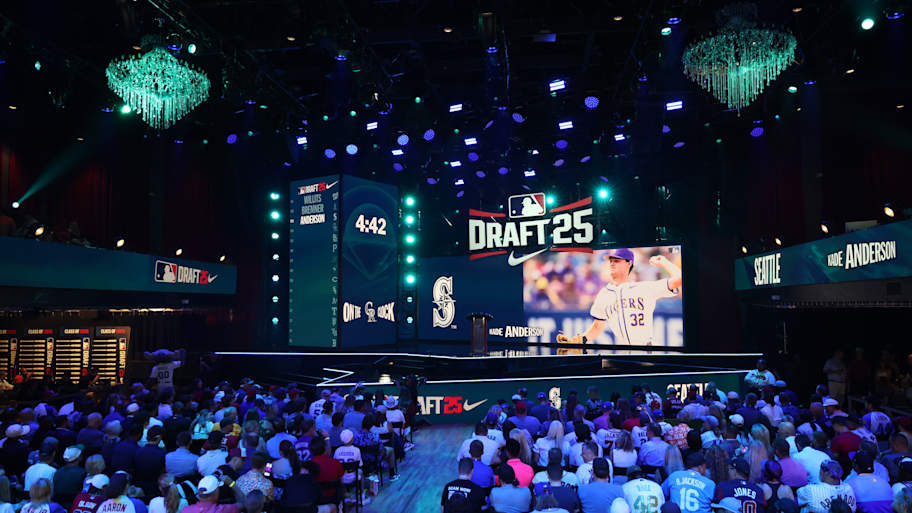 2 slam dunks and 2 major questions for Mariners after Day 1 of MLB Draft
