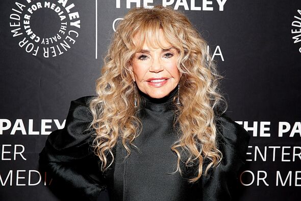 Dyan Cannon looks unrecognizable as she makes rare appearance with dogs