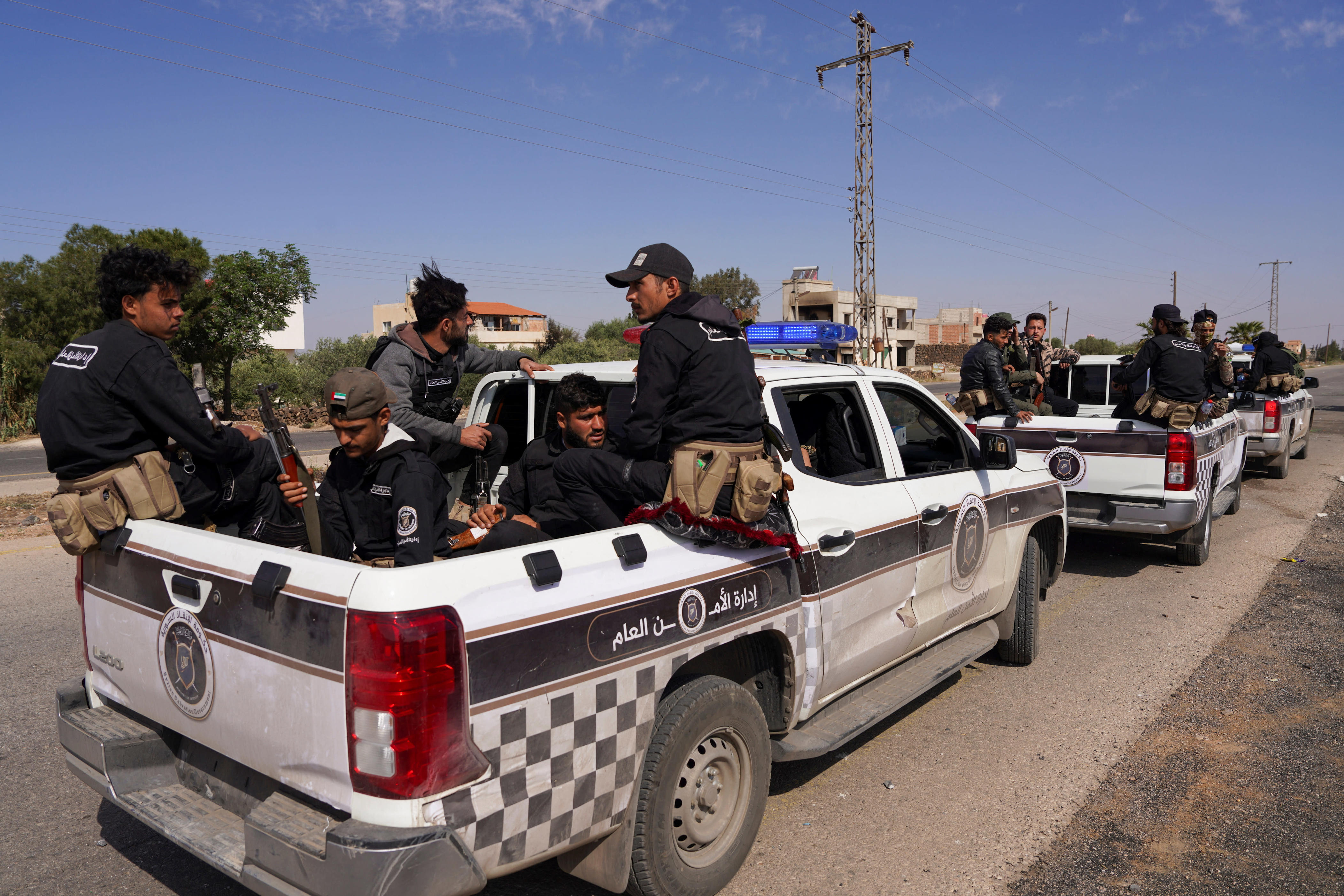 Attacks on Syrian forces to quell sectarian clashes leave 18 dead ...