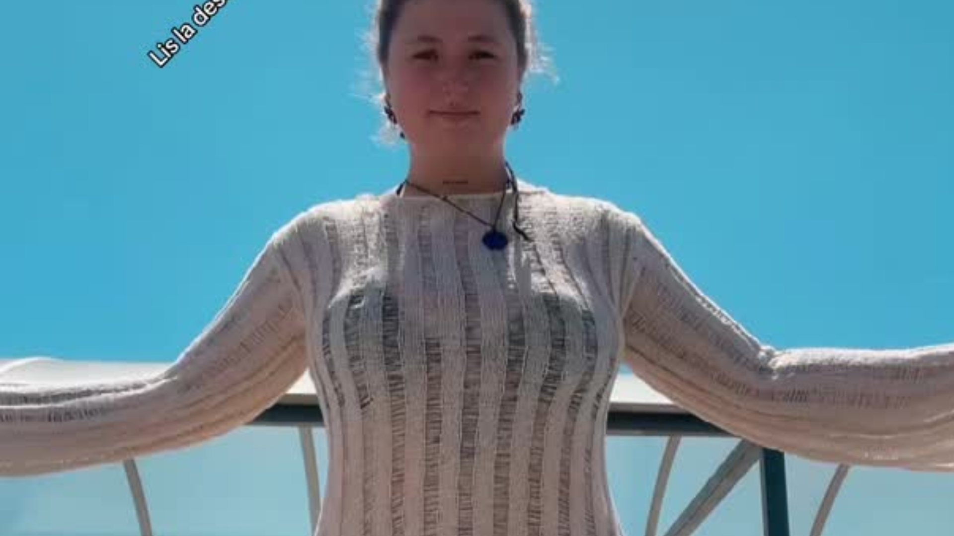 "Improper attire": her beach dress is disturbing, but not her partner's ...