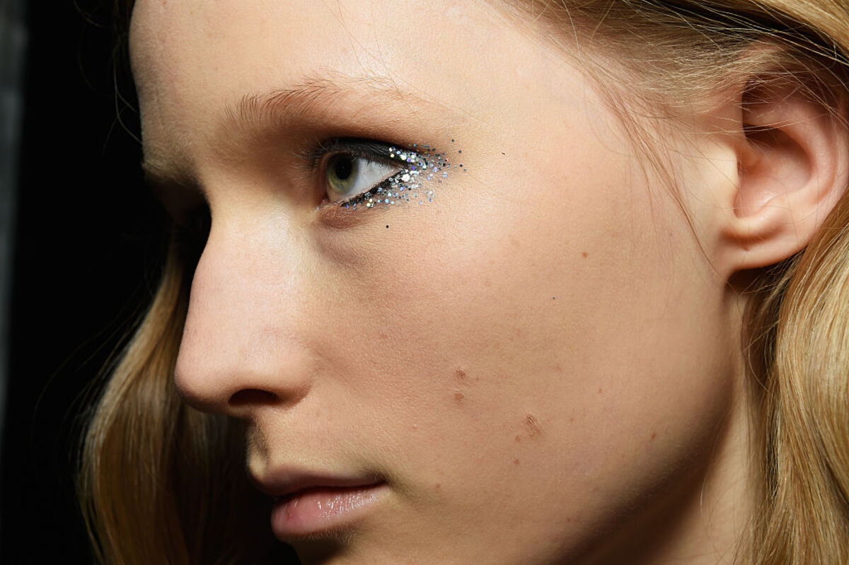 Il ritorno di fiamma più incredibile? La mini mantella degli anni Duemila