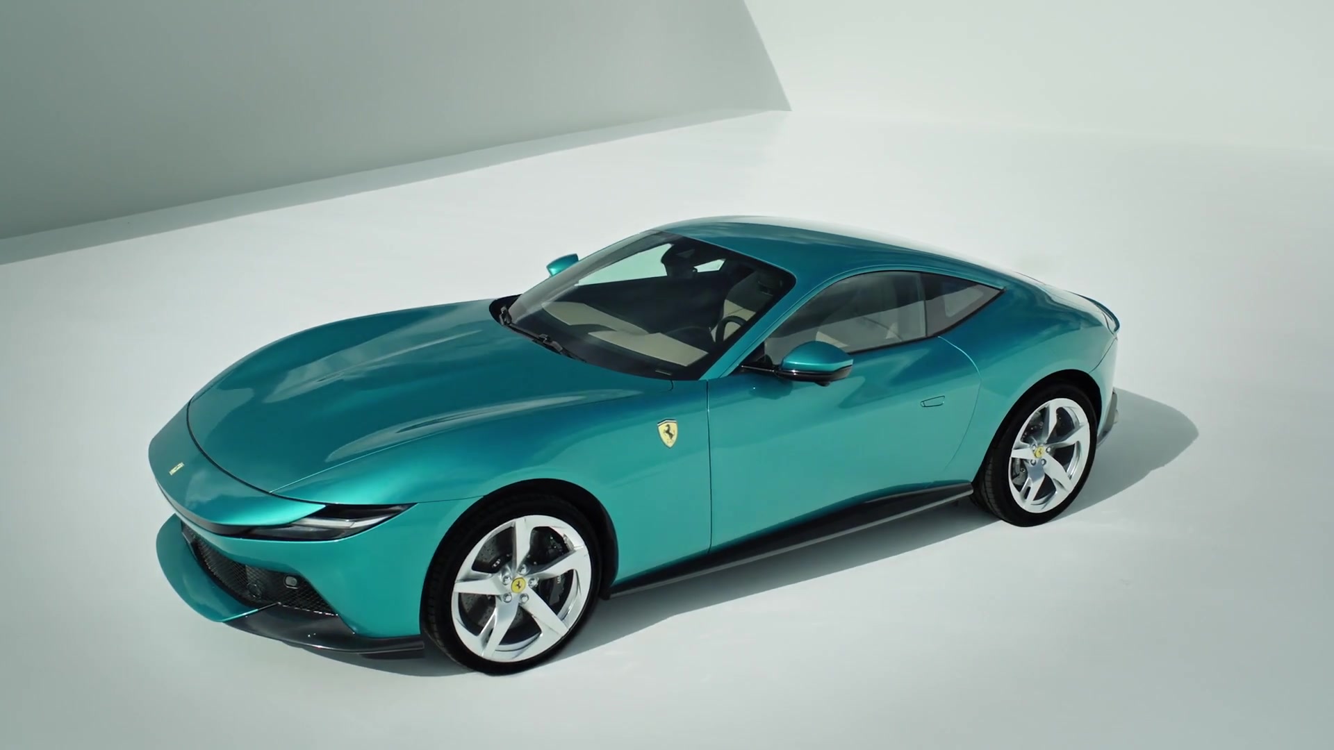 The new Ferrari Amalfi Preview