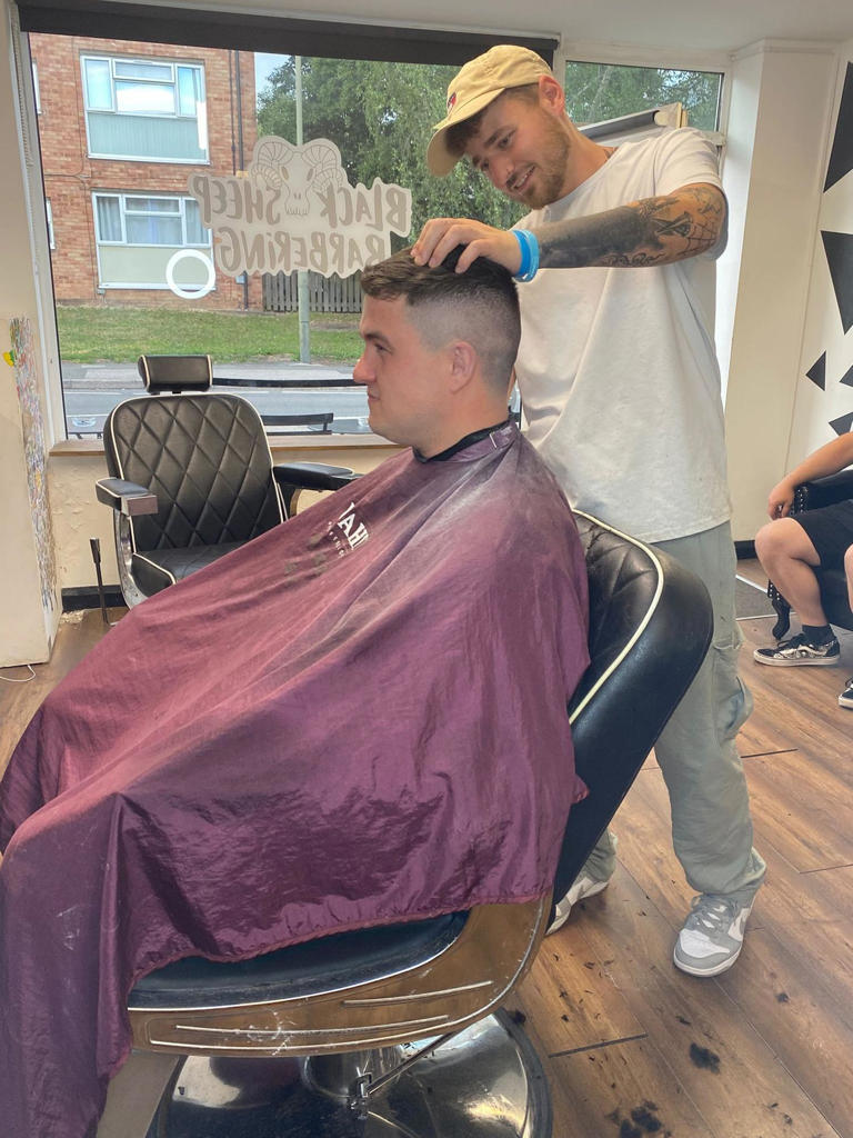 24-year-old Chesterfield barber set to open new micropub next door ...