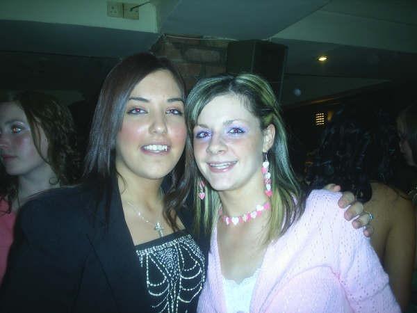 38 fantastic photos of people out partying in Derry nightclubs back in ...