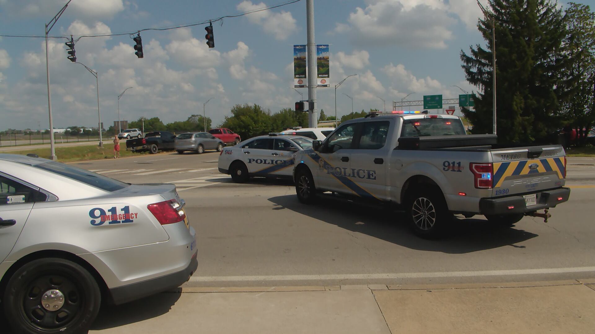 Cellphone video shows chaos inside Kentucky Expo Center as people ...