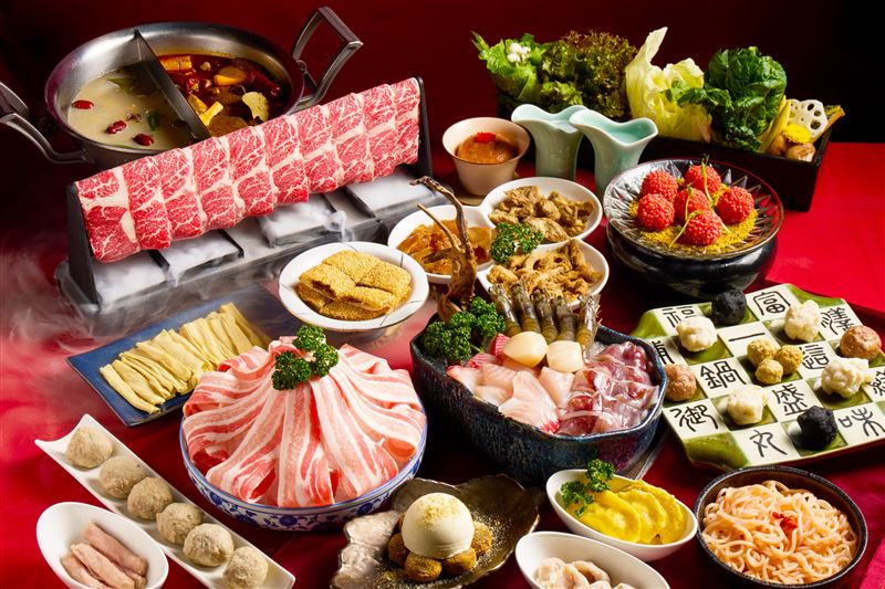 熱到開火鍋！這一鍋氣溫越高折扣越多 12mini＋JOGUMAN共組超人特鍋隊