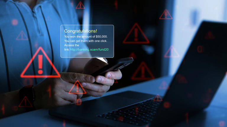 If You Received An Unverified Apple Pay Usage Text, It's Probably A ...