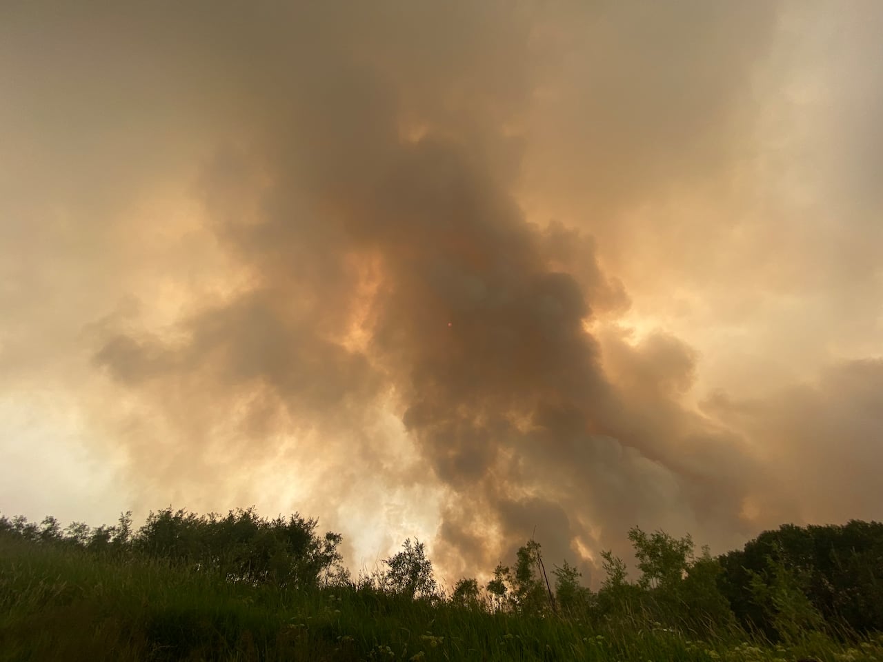 'We're getting tired of being displaced fire refugees': Patuanak, Sask ...