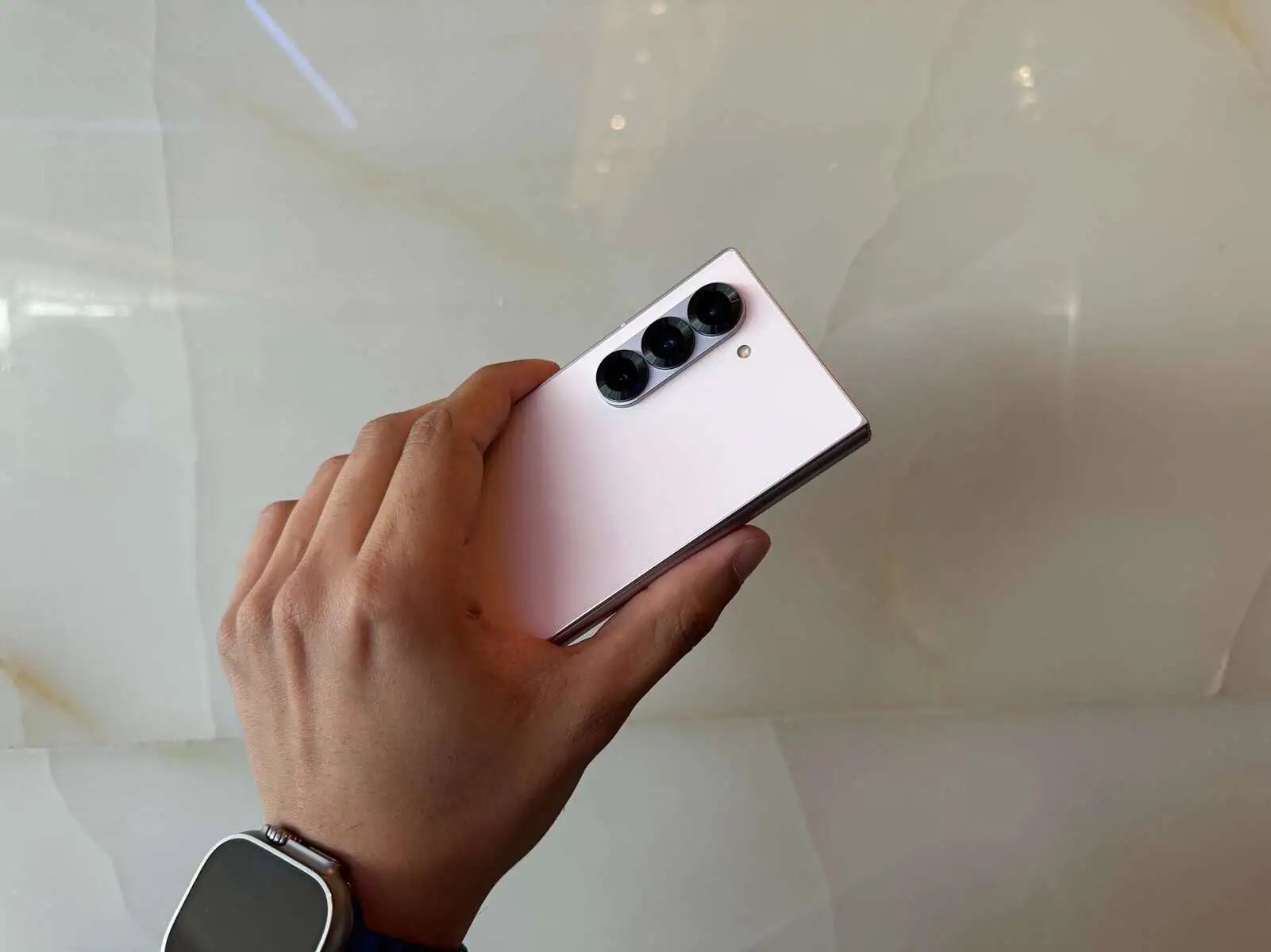 A Samsung quer outro dobrável, diferente, e com S-Pen!