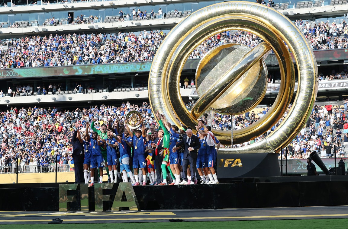 Bale schuift Chelsea naar voren als titelkandidaat: 'PSG is ge-PSG'd'