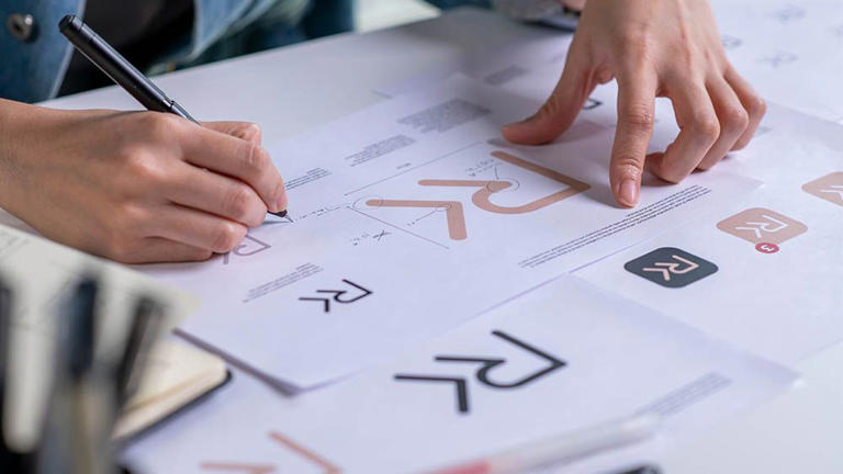 9 exercises to do before you start designing a logo