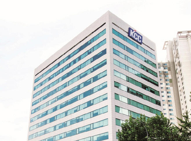 KCC, 신고가 경신…전일 대비 8.9% ↑