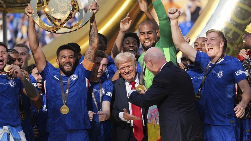 Trump awards Chelsea Club World Cup trophy after historic 3-0 victory ...