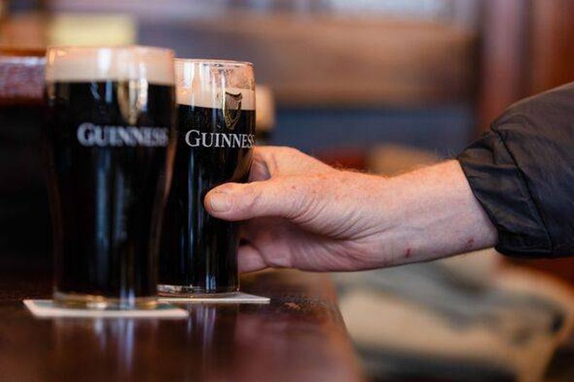 More than 2,000 Irish pubs closed in past 20 years, report says