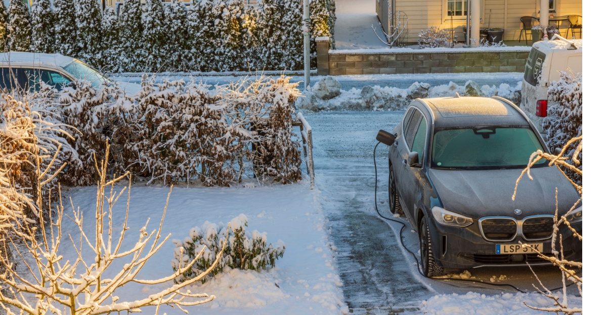 Saker du aldrig får göra med bilen på vintern: undvik dyra misstag i kylan