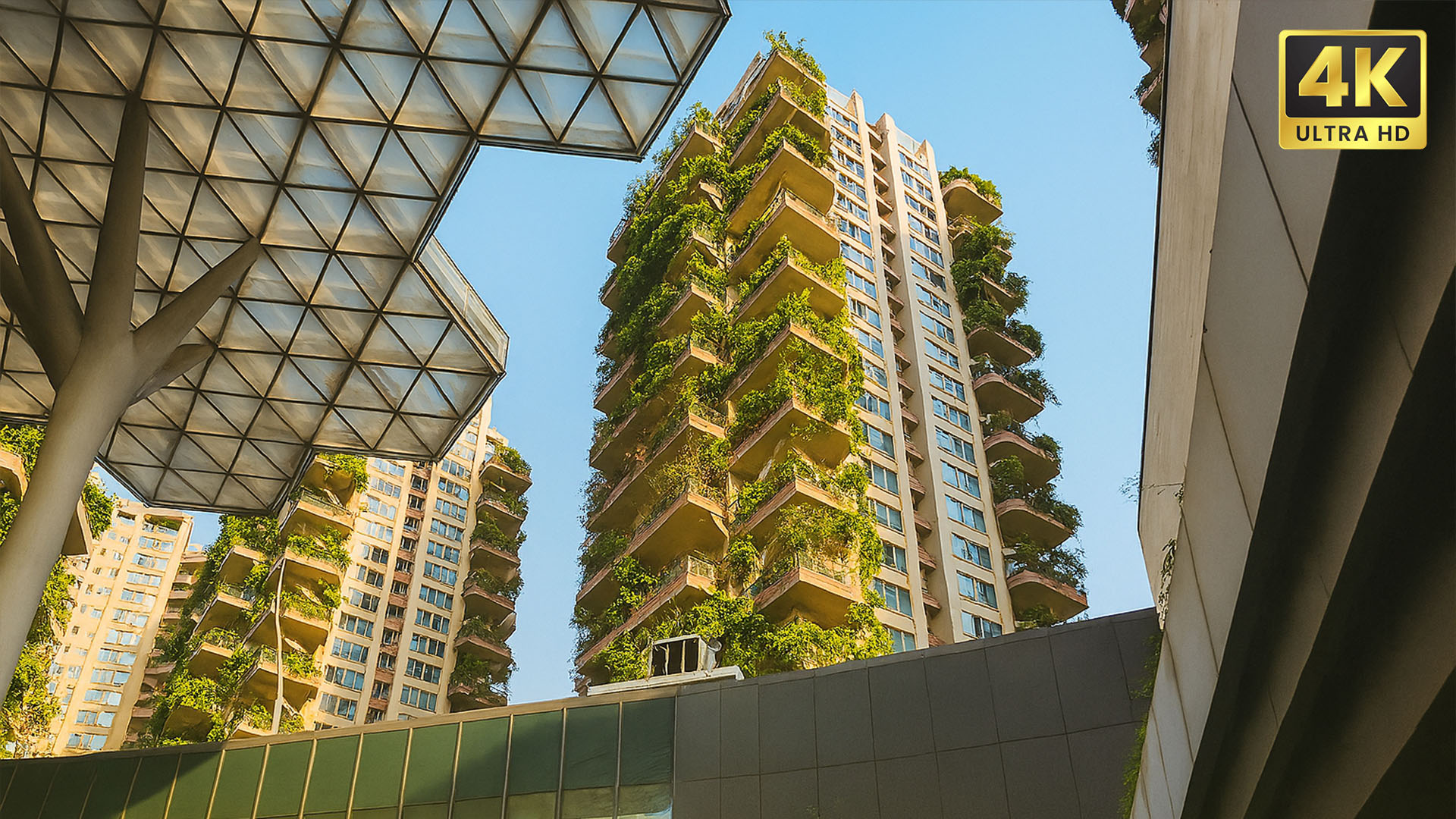 China’s First 4th-Gen Vertical Forest Apartments: Futuristic Green Homes with Mega Balconies