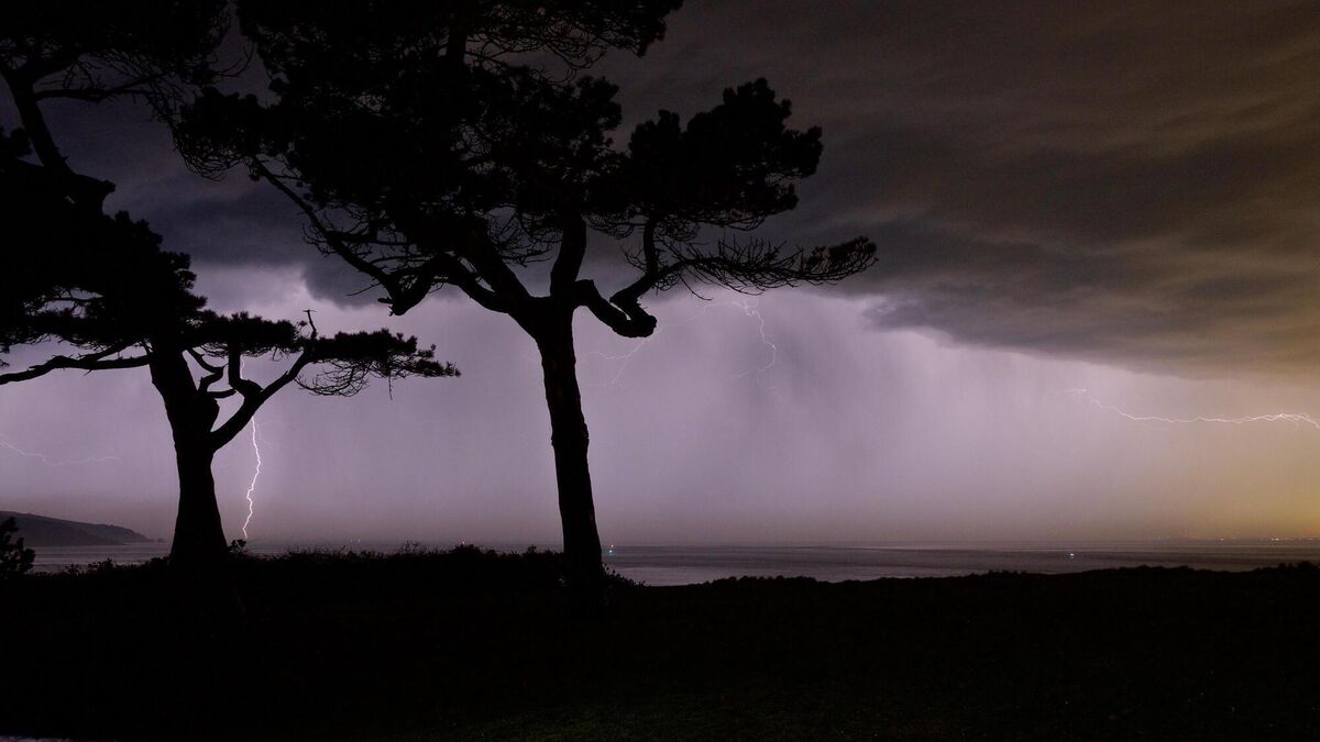 Thunderstorm warnings for 14 counties as heatwave comes to an end