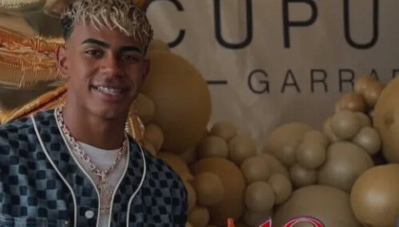 Lamine Yamal fa 18, festa e polemiche. L'evento top secret, i nani ingaggiati, la torta di Goku ...