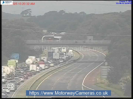 Highways England give update on when traffic will start moving on M6 ...