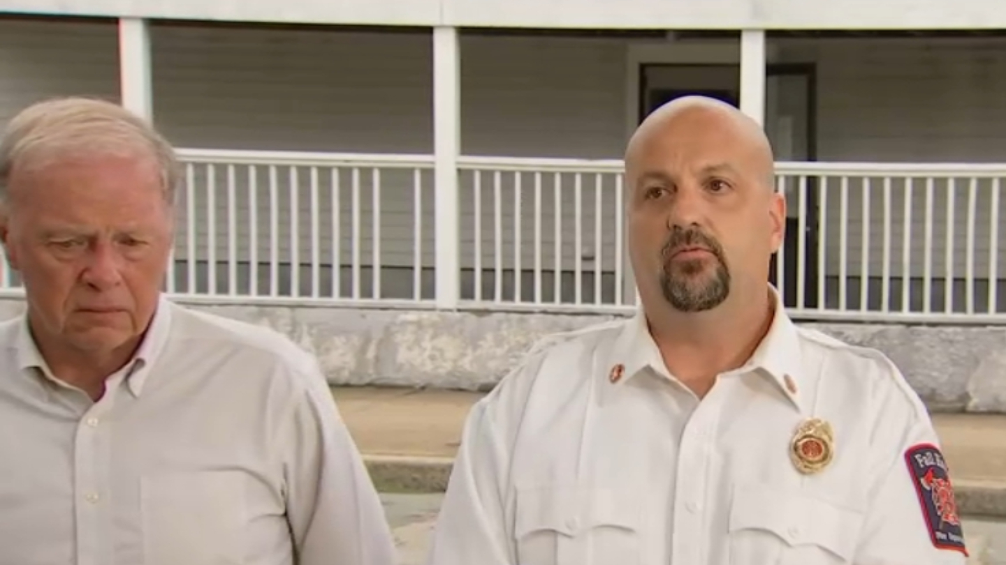 ‘Unspeakable tragedy': Fire chief, mayor release new details on deadly ...