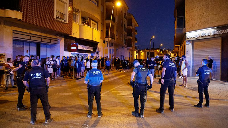 Spanish police detain eight people after anti-migrant clashes in Torre ...