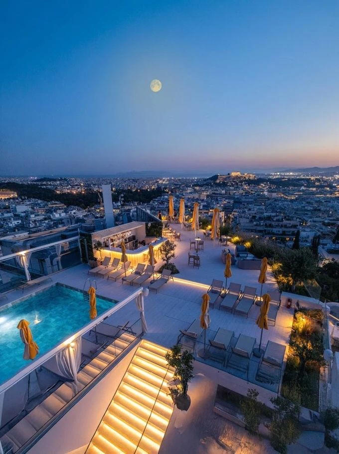 Τα εστιατόρια στις πιο όμορφες ταράτσες της Αθήνας
