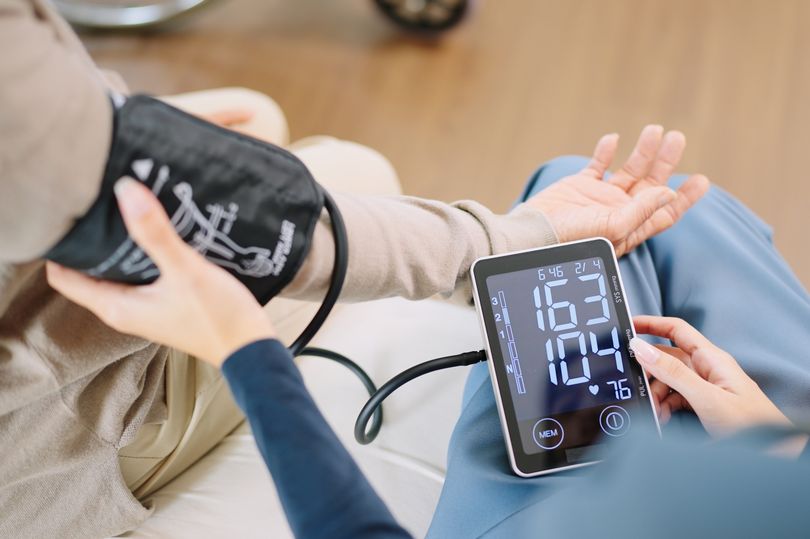 NHS rollout could send patients home with DIY heart monitors to cut ...