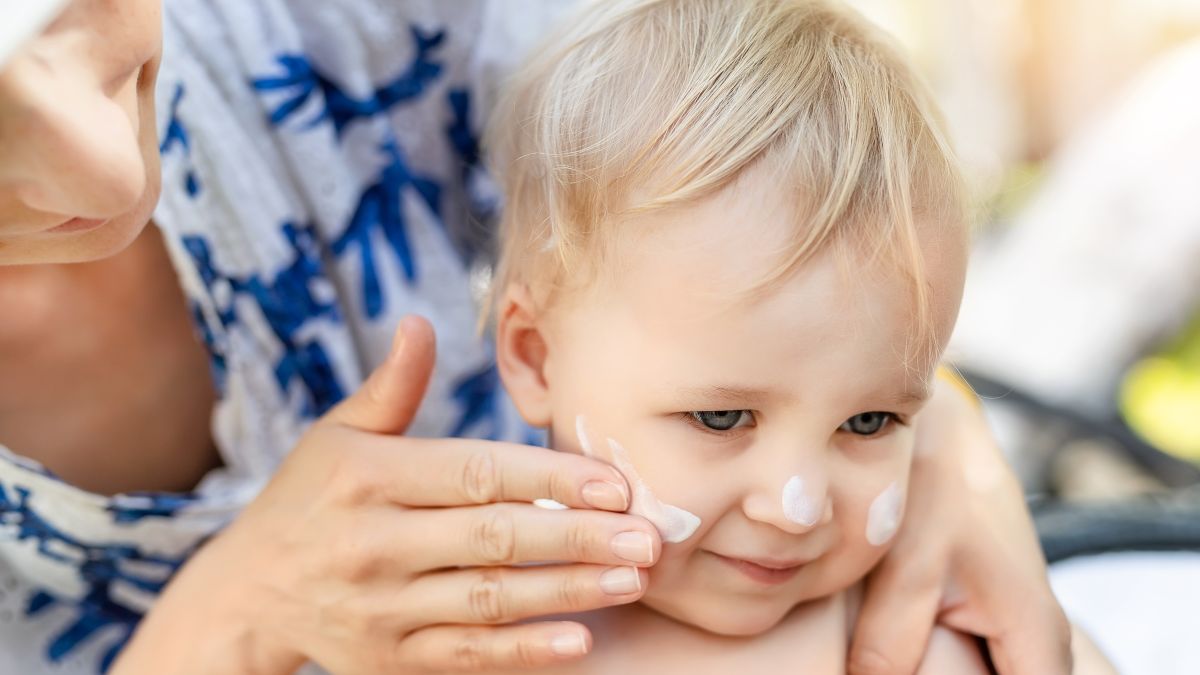 How to make sure sunscreen will protect your child